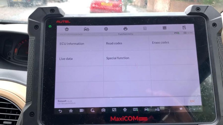 How to fix 2005 Renault Fault Code DF070 DF068 DF077 With Autel MK908 ...