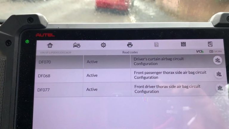 How to fix 2005 Renault Fault Code DF070 DF068 DF077 With Autel MK908 ...