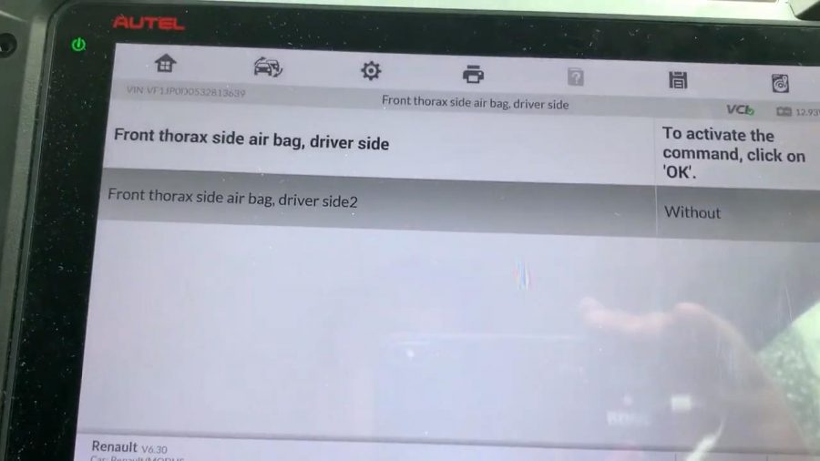 How to fix 2005 Renault Fault Code DF070 DF068 DF077 With Autel MK908 ...